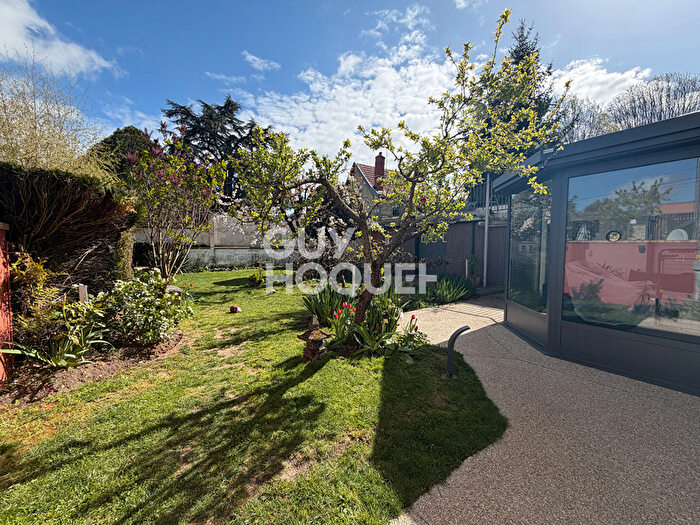 Maison à vendre - Bourges, Centre-ville, Charlet, Lahitolle, Pignoux, Sembat - 5 pièces - 4 chambres