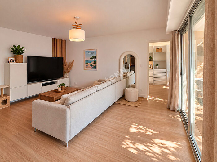 Appartement 2 pièces à louer - Hyères, Centre-ville