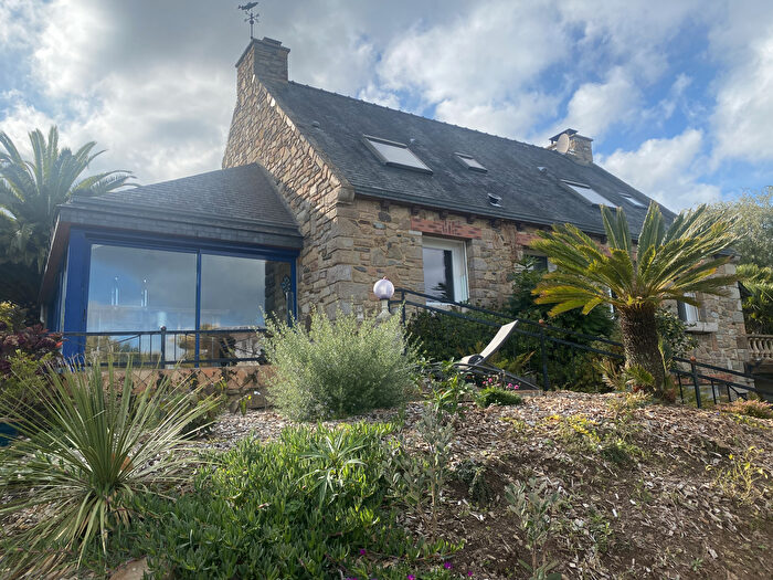 Maison à vendre - Lézardrieux - 6 pièces - 4 chambres