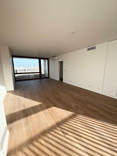 Appartement à louer - Ivry Port Centre, Ivry-sur-Seine - 4 pièces - 3 chambres