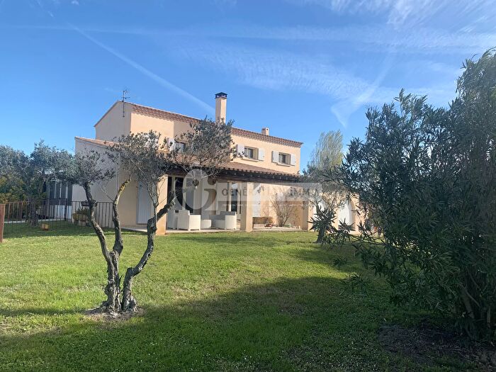 Maison 6 pièces à vendre à Fourques