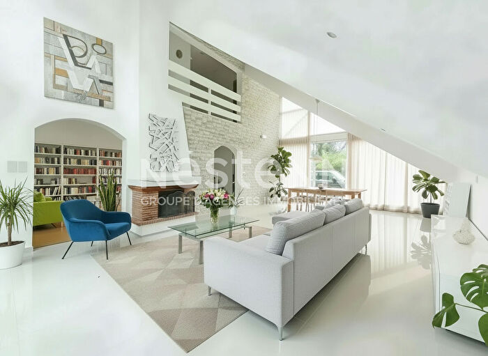 Maison à vendre - Montigny-le-Bretonneux, Le Village - 6 pièces - 5 chambres