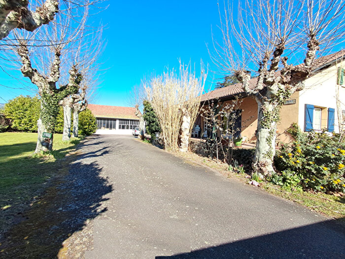 Maison à vendre - Savigneux - 6 pièces - 4 chambres