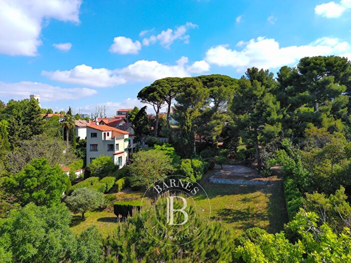 Maison à vendre - Marseille e , Mazargues - 6 pièces - 4 chambres