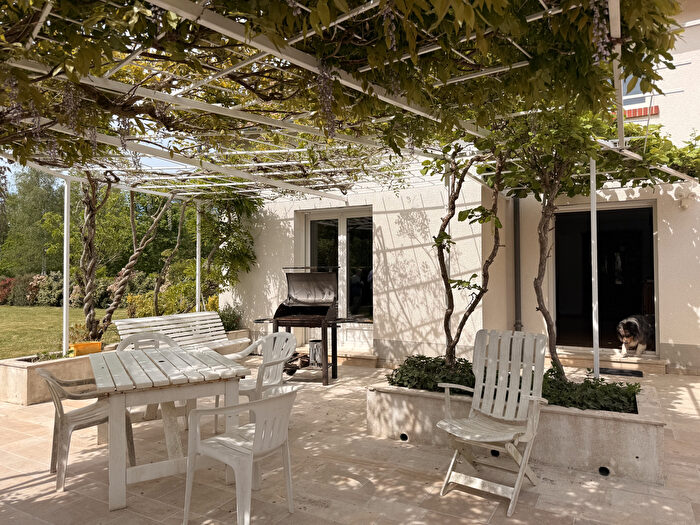 Maison à vendre - Sandillon - 10 pièces - 6 chambres