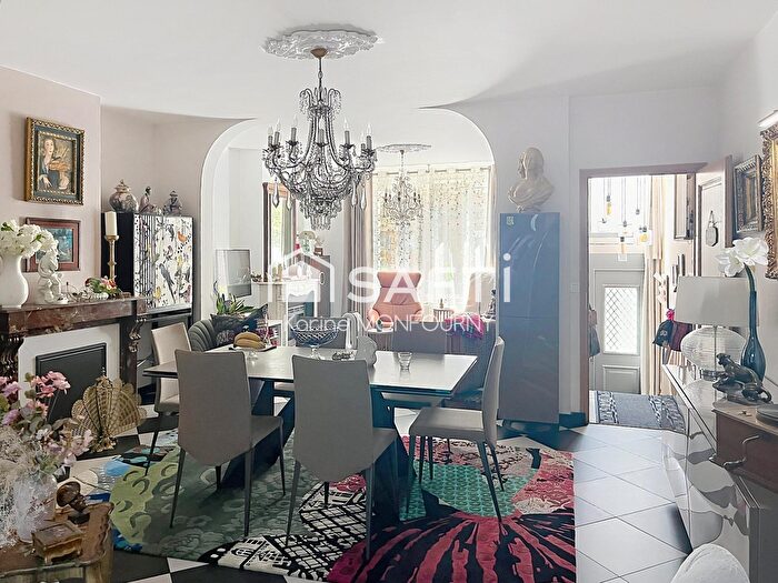 Maison 6 pièces à vendre à Saint-Quentin, Centre-ville