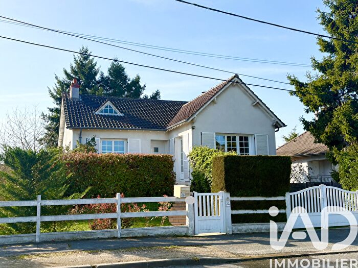 Maison à vendre - Orléans, La Binoche - 5 pièces - 4 chambres