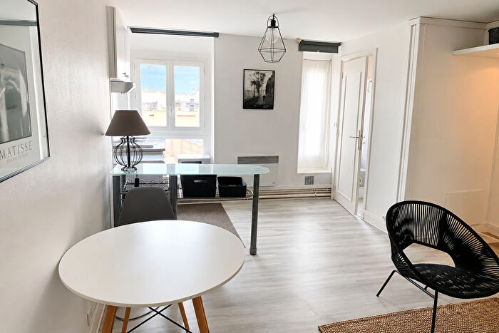 Appartement 2 pièces à vendre à Versailles, Notre Dame