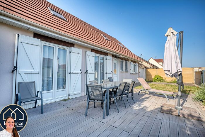 Maison 6 pièces à Nogent-le-Roi, à vendre