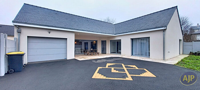 Maison à vendre - Châteaubriant, La Borderie, Choisel, La Ville Marie, Etang - 6 pièces - 4 chambres