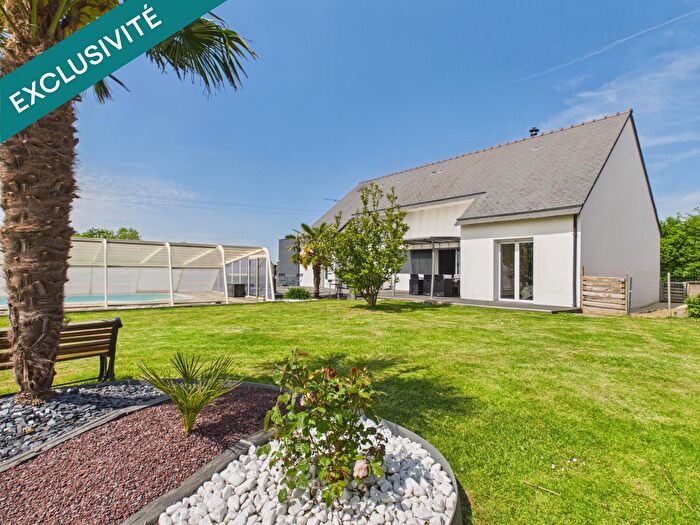 Champcervon : Maison 5 pièces à vendre