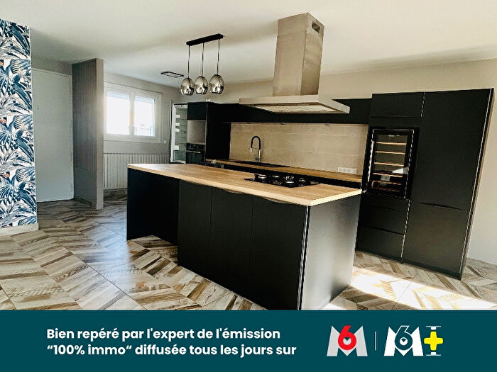 Maison à vendre - Cholet - 4 pièces - 3 chambres