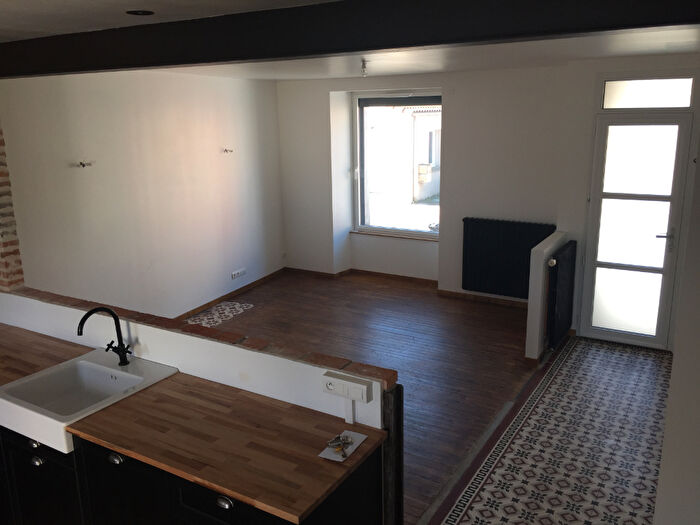 Maison à louer - Saint-Macaire-en-Mauges - 3 pièces - 2 chambres