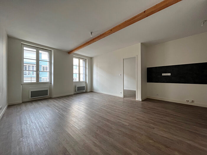 Appartement à louer - Clermont-Ferrand, Delille, Cathédrale, La Gare - 3 pièces - 2 chambres