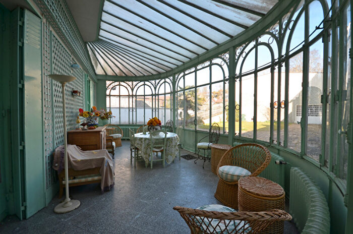 Maison à vendre - Châteauthierry Centreville - 17 pièces - 9 chambres