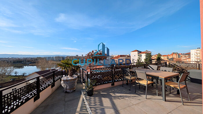 Appartement à vendre - Le Coteau - 3 pièces - 2 chambres