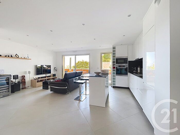 Appartement 2 pièces à Antibes, Rastines, Super Antibes, Laval, La Fontonne, à vendre