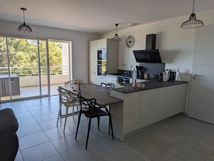 Appartement 3 pièces à Solaro, à louer