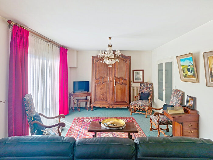 Maison à vendre - Sainte-Foy-la-Grande - 5 pièces - 3 chambres