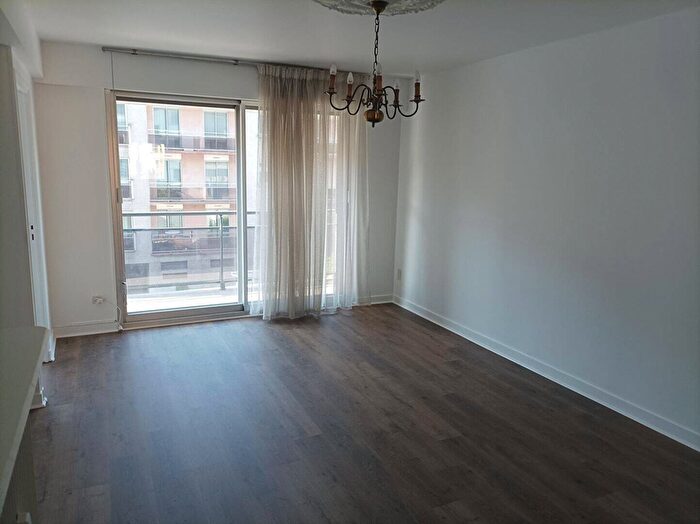 Appartement à louer - Saint Alyre, Clermont-Ferrand - 4 pièces - 2 chambres