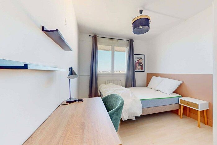 Colombier, Bezons : Appartement 1 pièce à louer
