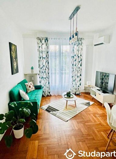 Appartement à louer - Arenas, Nice - 1 pièce - 2 chambres