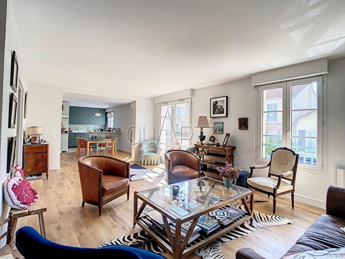 Appartement à vendre - Le Chesnay, Saint-Antoine de Padoue - 7 pièces - 5 chambres