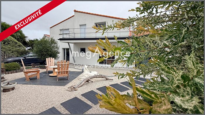 La Faute-sur-Mer : Maison 7 pièces à vendre
