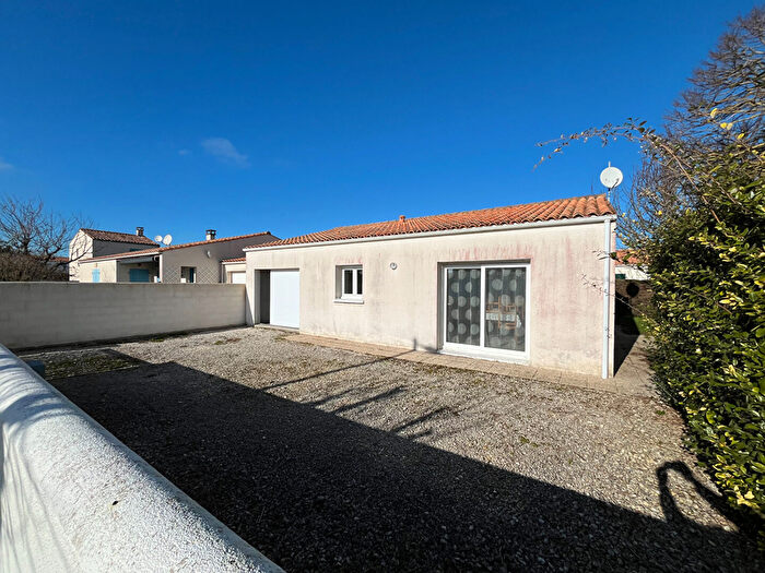 Maison à vendre - La Brée-les-Bains - 5 pièces - 3 chambres