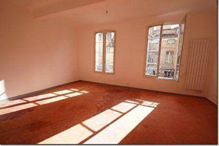 Appartement à louer - Aix-en-Provence - 2 pièces - 1 chambre