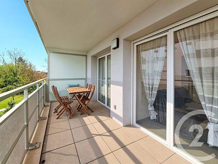 Appartement à vendre - Vénissieux - 2 pièces - 1 chambre