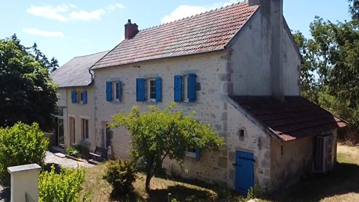Maison 9 pièces à Sainte-Thérence, à vendre