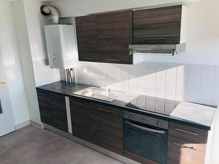 Appartement à louer - Heritan-Neuf Cles, Mâcon - 2 pièces - 1 chambre