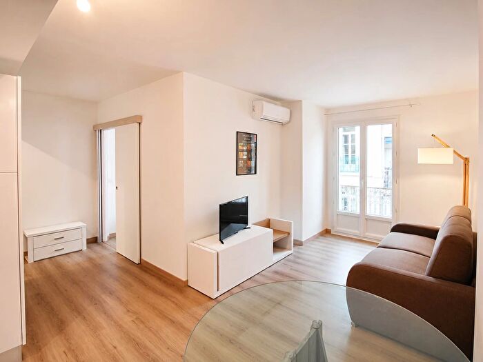 Appartement 2 pièces à vendre à Cannes, Centre-ville
