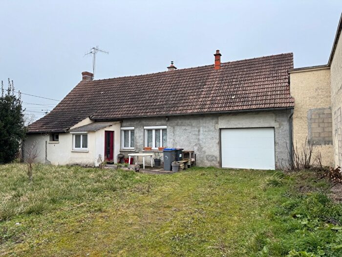 Maison à vendre - Varanges - 4 pièces - 2 chambres