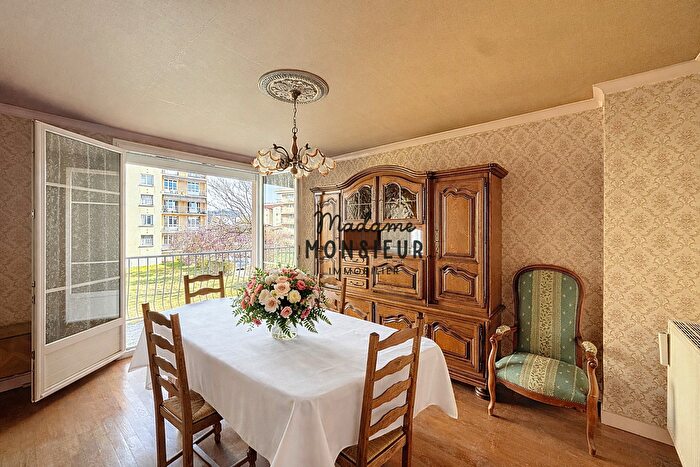 Bourgoin-Jallieu, Pré-Bénit, Quais : Appartement 5 pièces à vendre