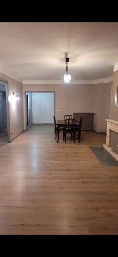 Appartement 4 pièces à louer à Lamagdelaine
