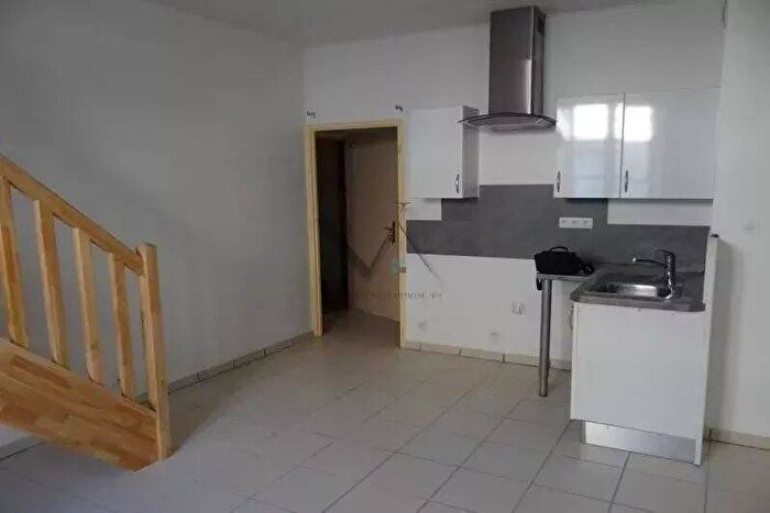 Appartement à louer - Rochemaure - 2 pièces - 1 chambre