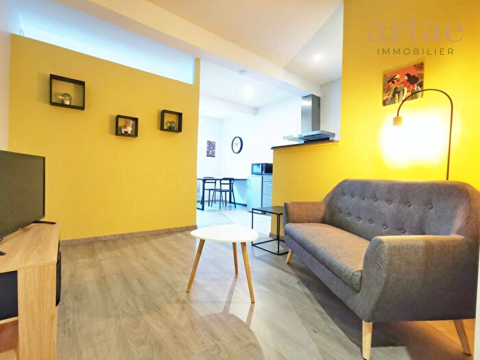 Appartement à louer - Centre Ville, Montauban - 1 pièce