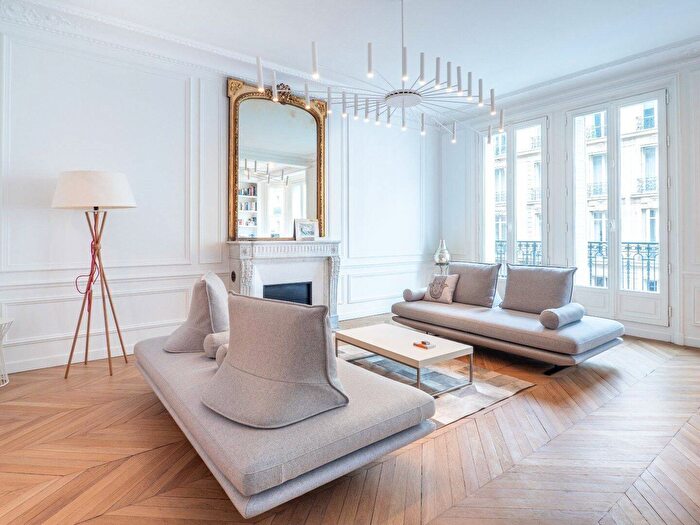 Appartement 5 pièces à louer - La Fourche-Guy Môquet, Paris 17ème arrondissement