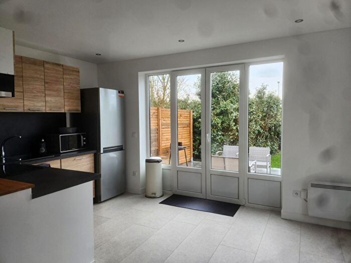 Maison à vendre - Bornel - 5 pièces - 3 chambres