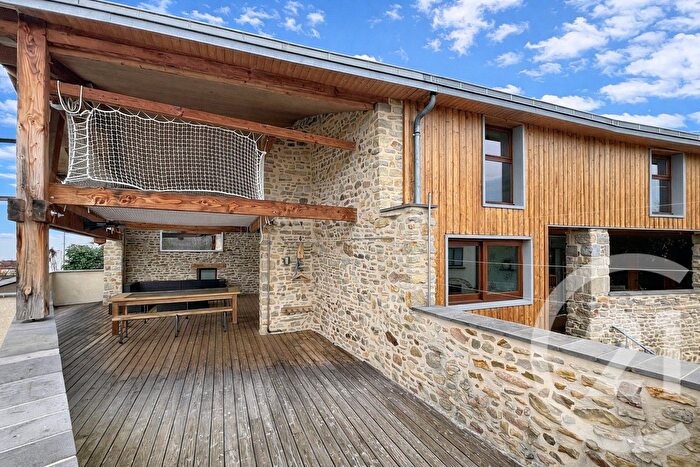 Maison à vendre - Châtel-Guyon - 5 pièces - 3 chambres