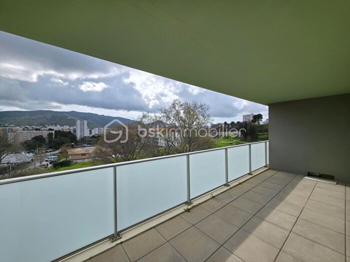 Appartement à vendre - Marseille e , Les Caillols - 2 pièces - 1 chambre