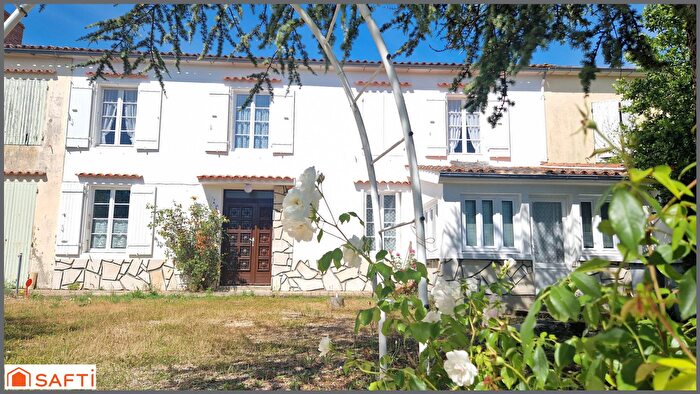 Maison 5 pièces à vendre - Genouillé