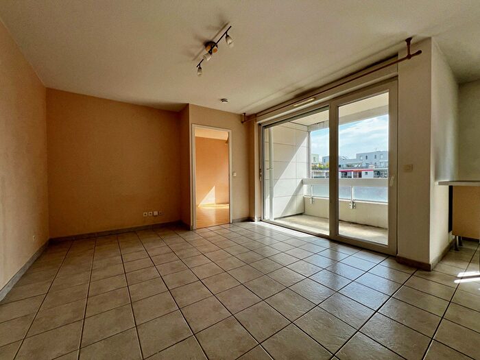 Grenoble, Village Olympique : Appartement 2 pièces à louer