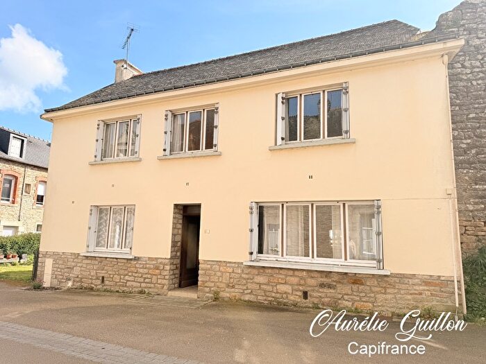 Maison à vendre - Saint-Servant - 5 pièces - 4 chambres