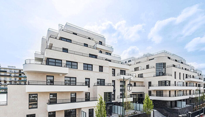 Appartement 2 pièces à louer à Colombes, Europe