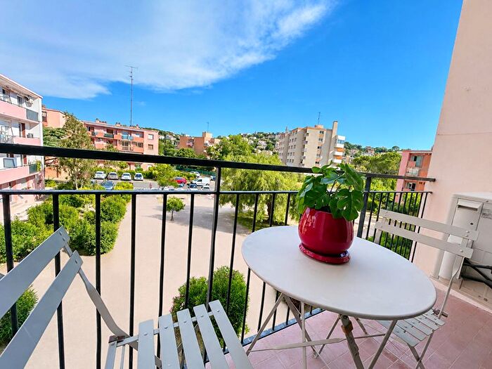 Appartement 3 pièces à vendre - Saint-Raphaël, Les Arênes