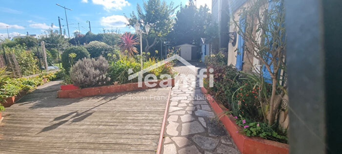 Maison à vendre - Plouaret - 5 pièces - 3 chambres