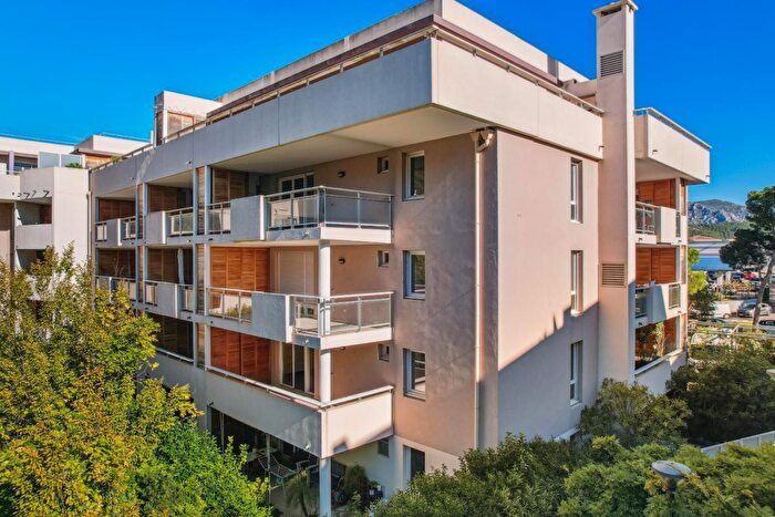 Appartement à vendre - Marseille e , Sormiou - 3 pièces - 2 chambres